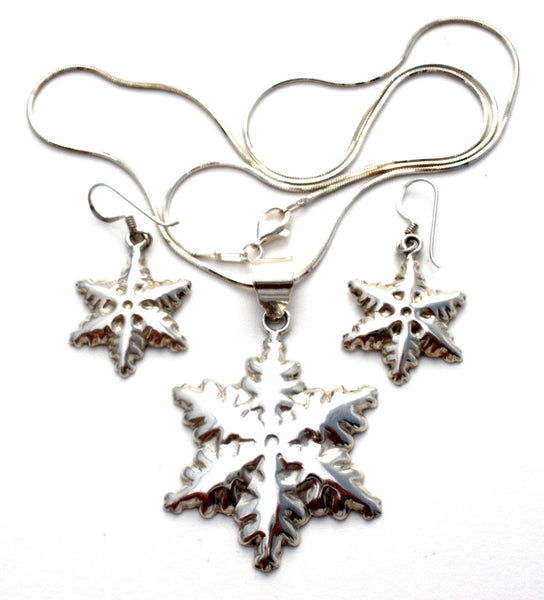 Sterling Silver Snowflake Necklace Set – The Jewelry Lady's Store
